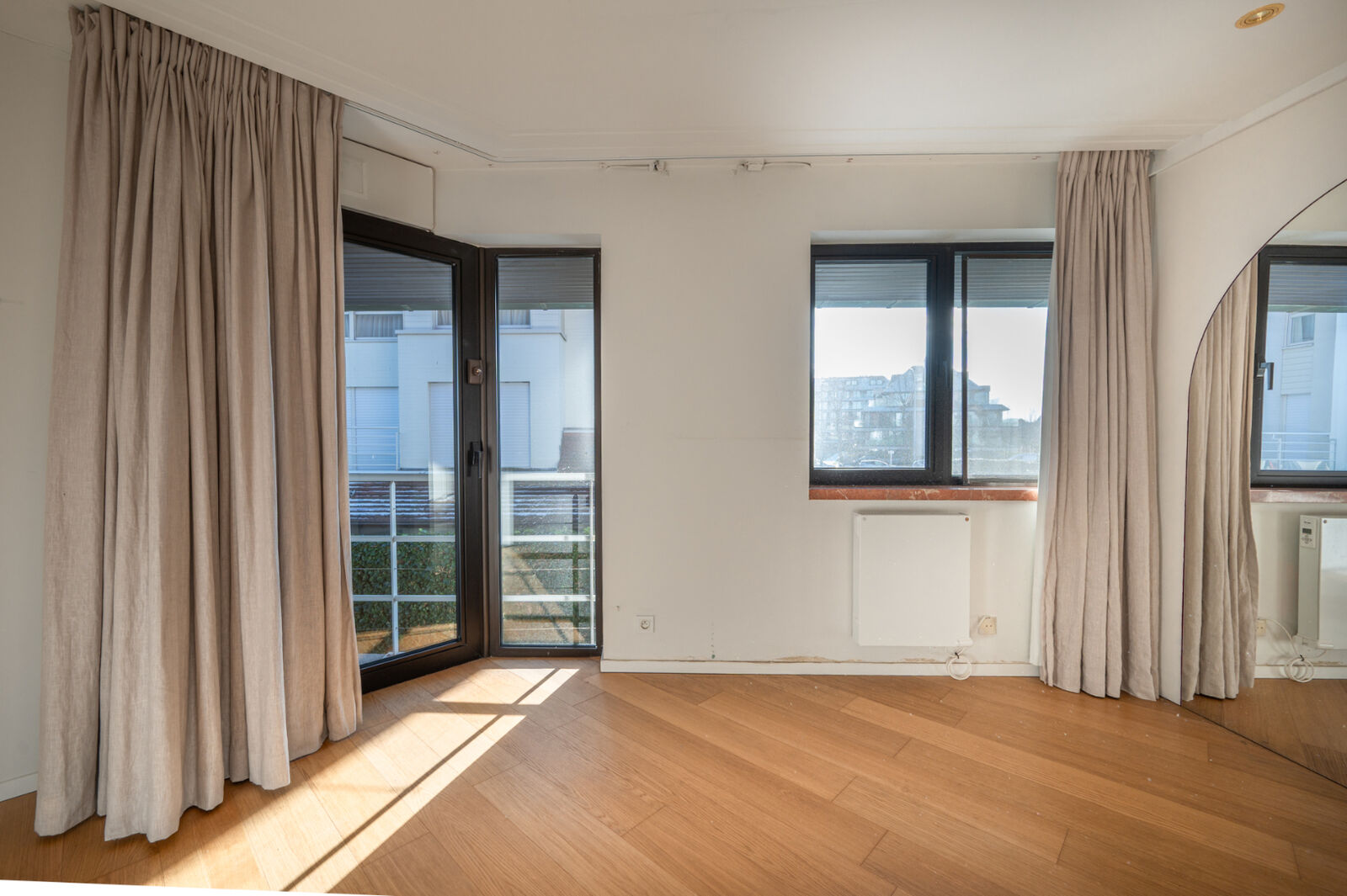 Agence Pallen - Immo Knokke | Ruim appartement met zeezicht vlakbij…